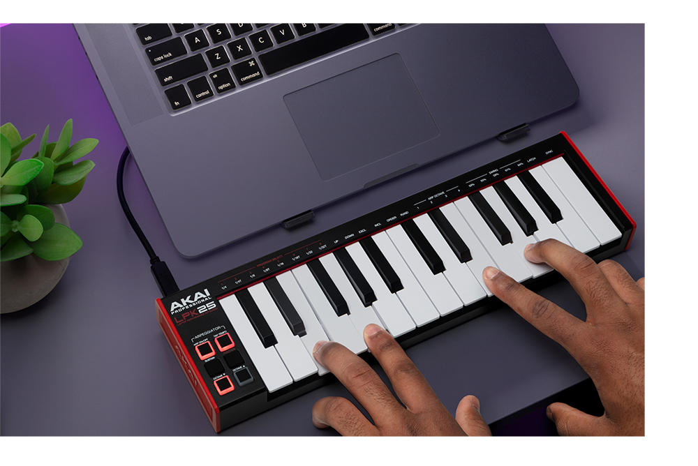 Оновлені контролери від AKAI: LPD8 MK2 та LPK25 MK2